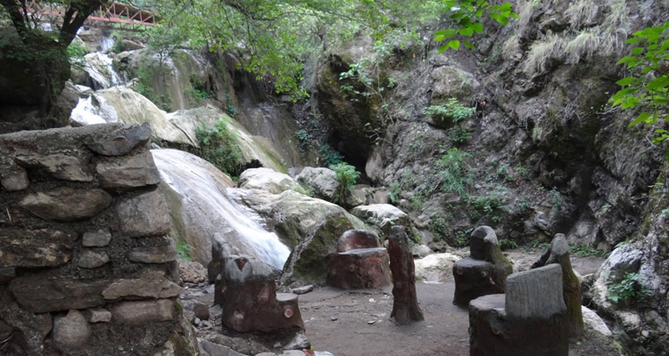 Neer Garh / Neer Gaddu Waterfalls Rishikesh (Timings, Entry Fee, Images ...