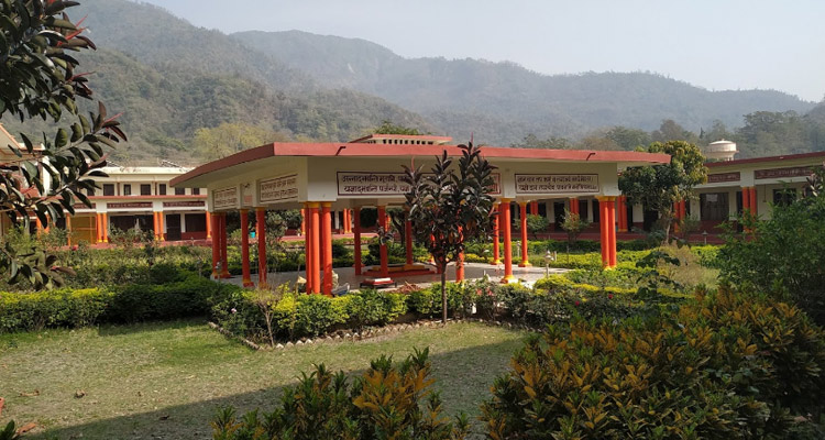 Ved Niketan Dham Ashram Rishikesh (Entry Fee, Timings, History, Built ...
